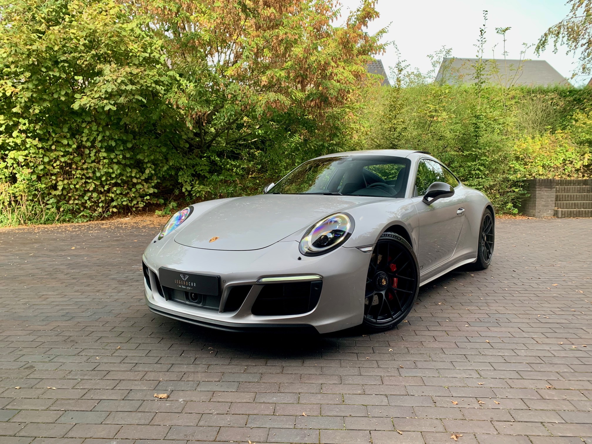 Porsche 991.2 Carrera 2 GTS | Legend Car