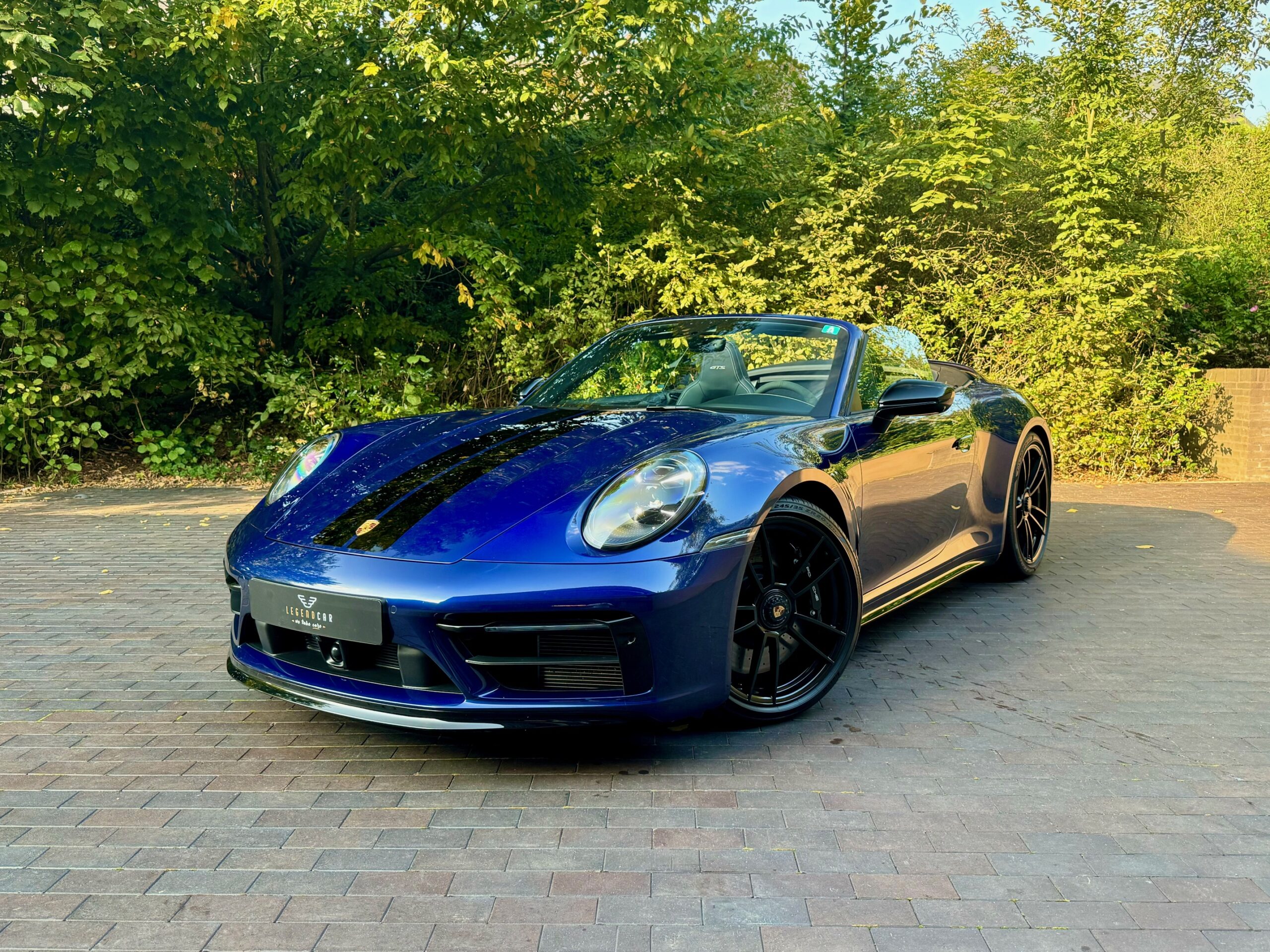 Porsche 992 C2 GTS Cabrio | Legend Car